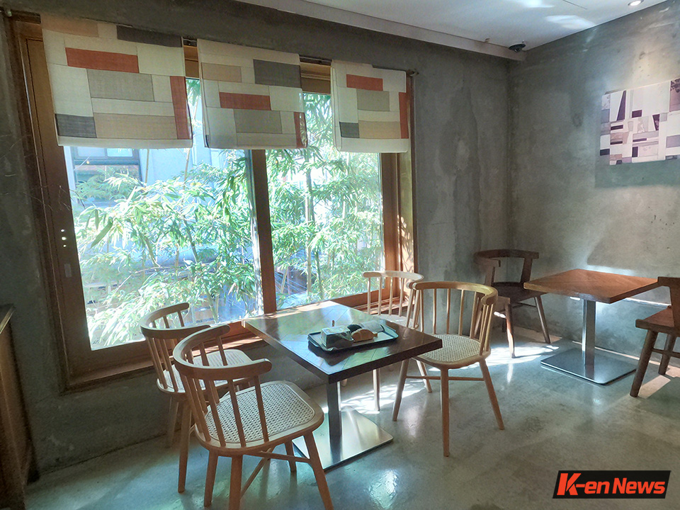 [BTS Spot] A Special Retreat in BTS's Former Residence: Cafe 'Huyga'