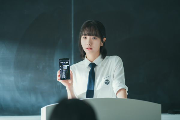 [Interview] Kim Ji-yeon Renews Her Life Character Once Again with ...