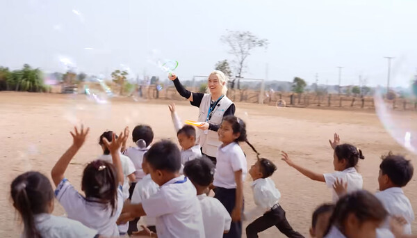 Felix of Stray Kids Inspires with UNICEF Volunteering Efforts in Laos