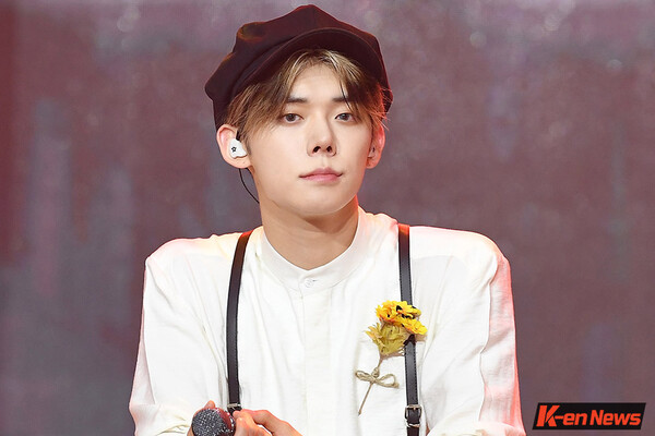 TOMORROW X TOGETHER Yeonjun, Find the differences between two photos