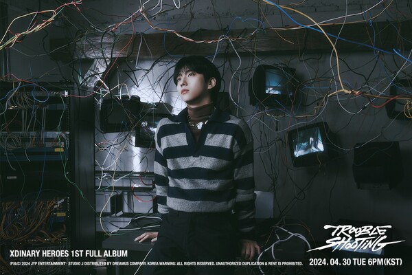 Xdinary Heroes, Jungsu & Gunil's Teasers Unveil Rock Energy