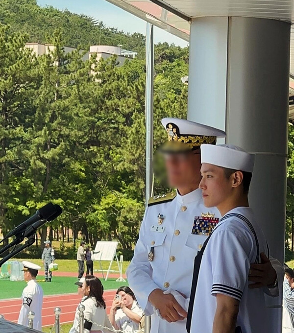 So Proud of You!! NCT's Taeyong Completes Navy Training