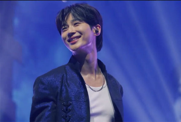 'Seonjae' Byeon Woo-seok's Fan Meeting: Promises to Sing for Fans