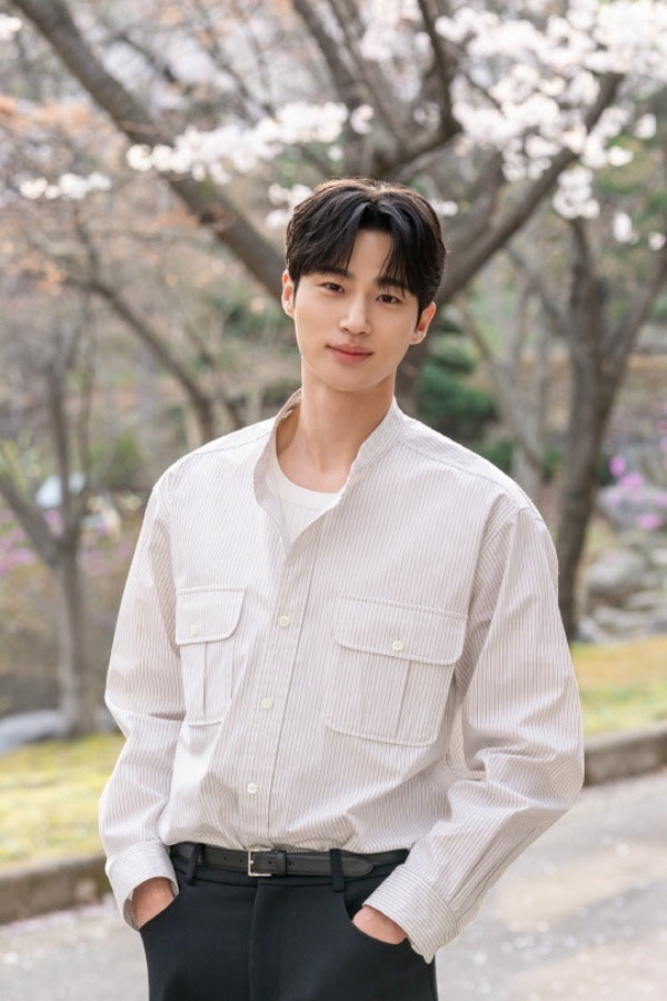 Byun Woo-seok Expresses Deep Gratitude as 'Lovely Runner' Concludes