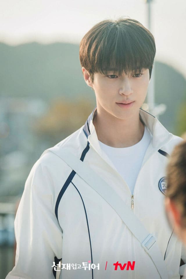 [Interview①] Byeon Woo-seok Says Goodbye to School Uniforms in 'Lovely ...