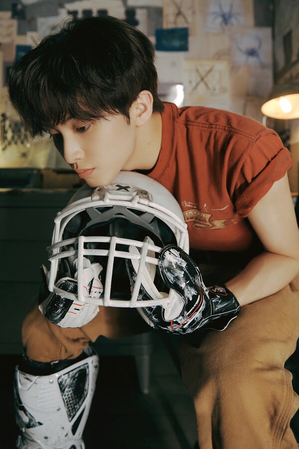 NCT Mark's New Song '200' Vocal Challenge Goes Viral