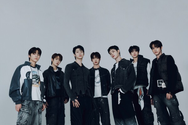 JYP Unveils New Boy Group NEXZ, Fandom Name 'NEX2Y'