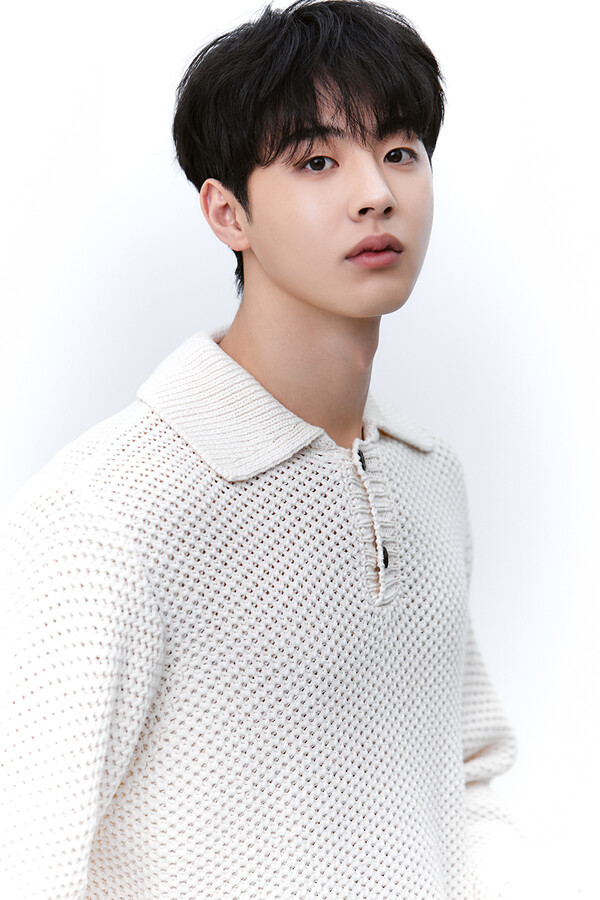 Kim Hyun-jin Casts His Charm in Two Upcoming Series, Anticipates a ...