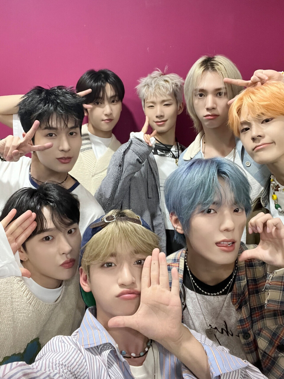 WHIB’s Distinctive Fan Love: Engaging Fans with Reverse Gifts