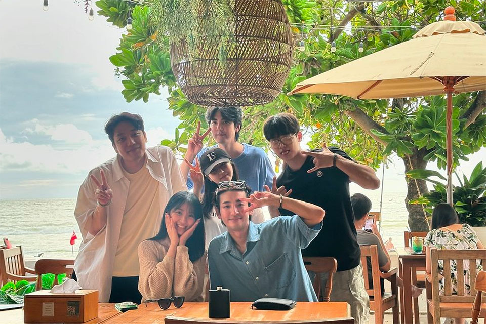 'Lovely Runner' Stars Share Joyful Moments in Phuket