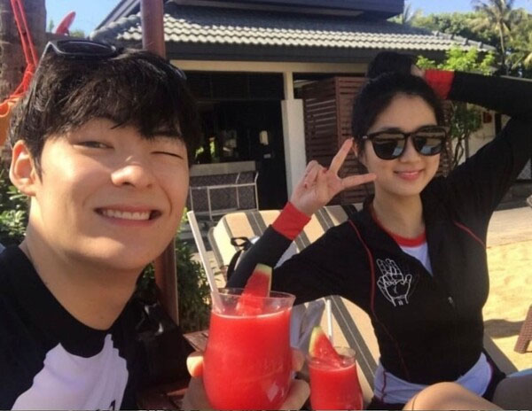 Kim Hye-yoon and Song Geon-hee Reunite for Reward Vacation After 5 Years