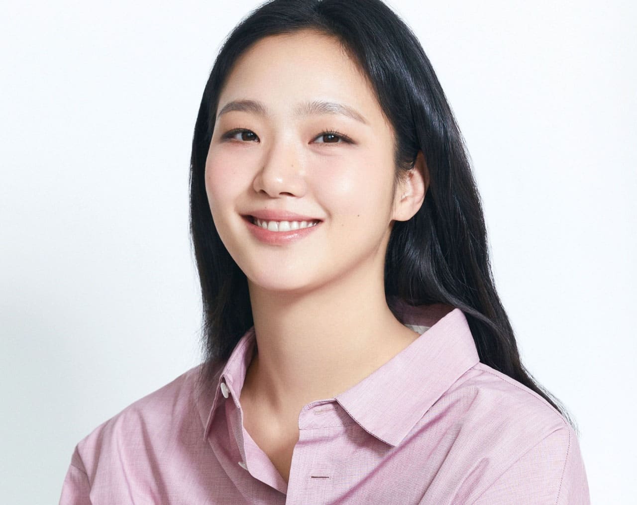 [Interview] Kim Go-eun on "Exhuma": "Flattered by Praise for My Shaman ...