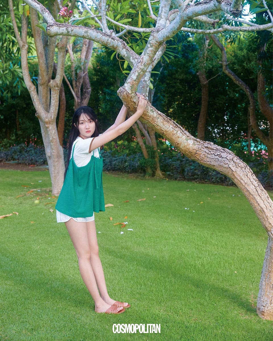 Kim Hye-yoon Charms in Refreshing and Lovely Photoshoot