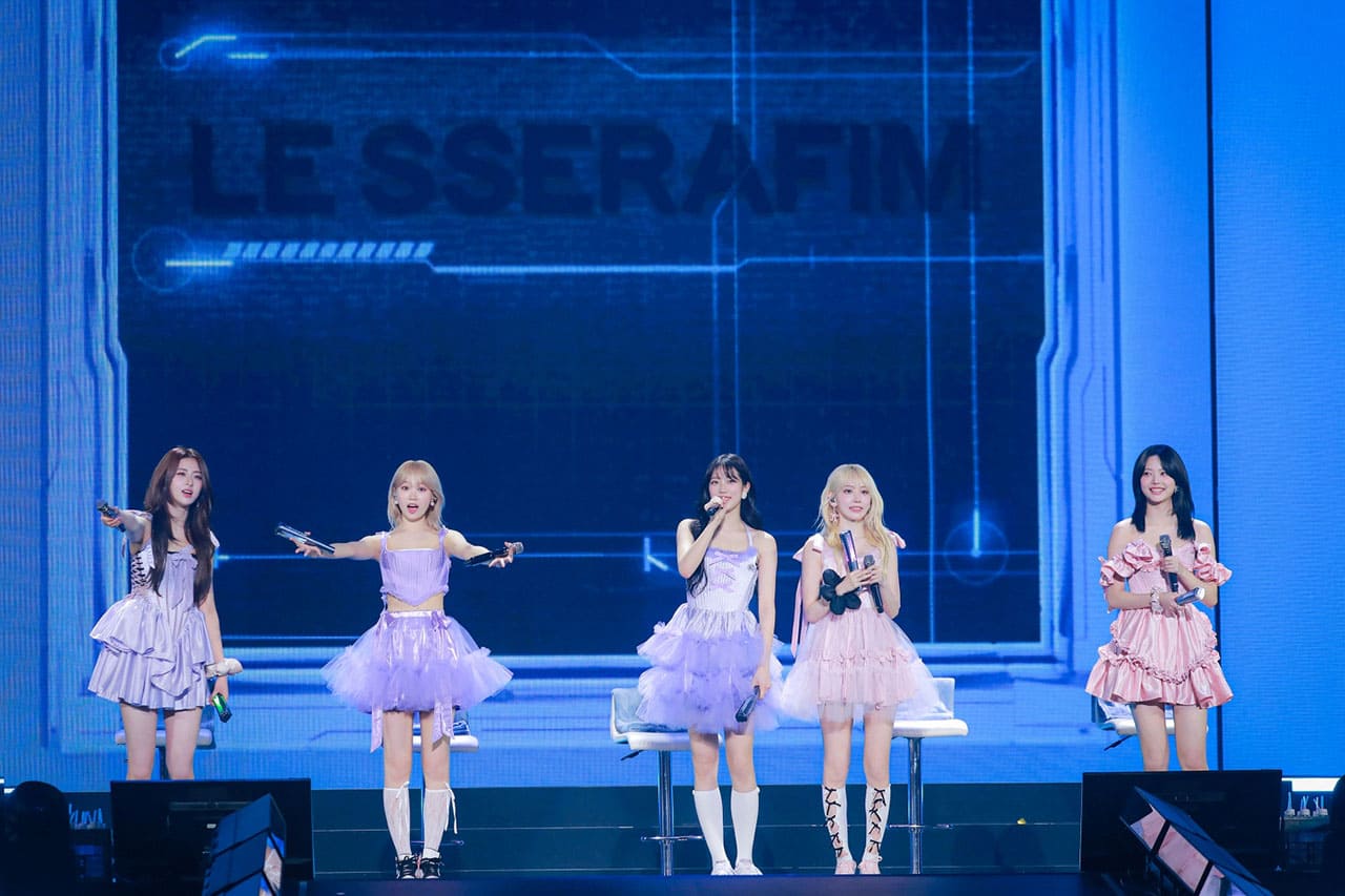 LE SSERAFIM's Japan Fan Meetings Sell Out, 'EASY' Re-enters Oricon at No. 6