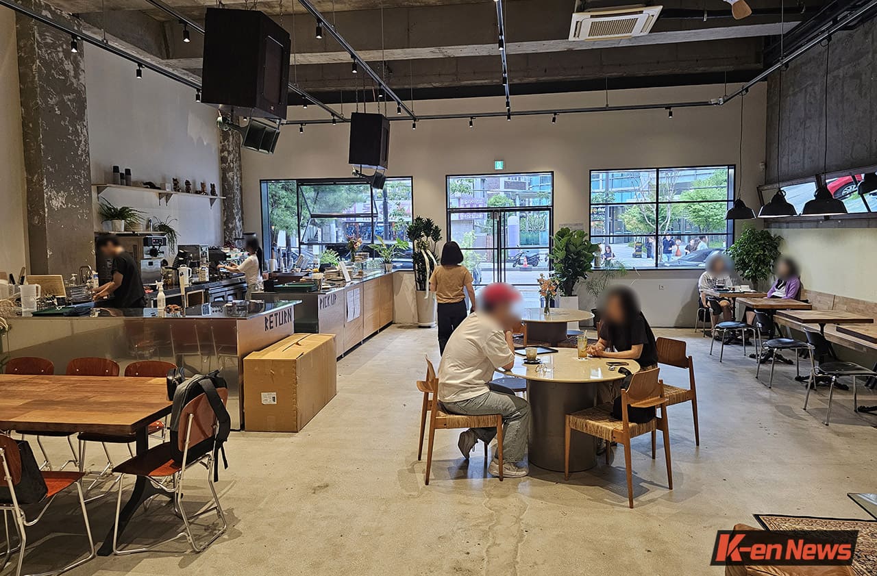 [BTS Spot] RM’s Sister Opens Cafe, Seongsu-dong’s Latest Hot Spot!