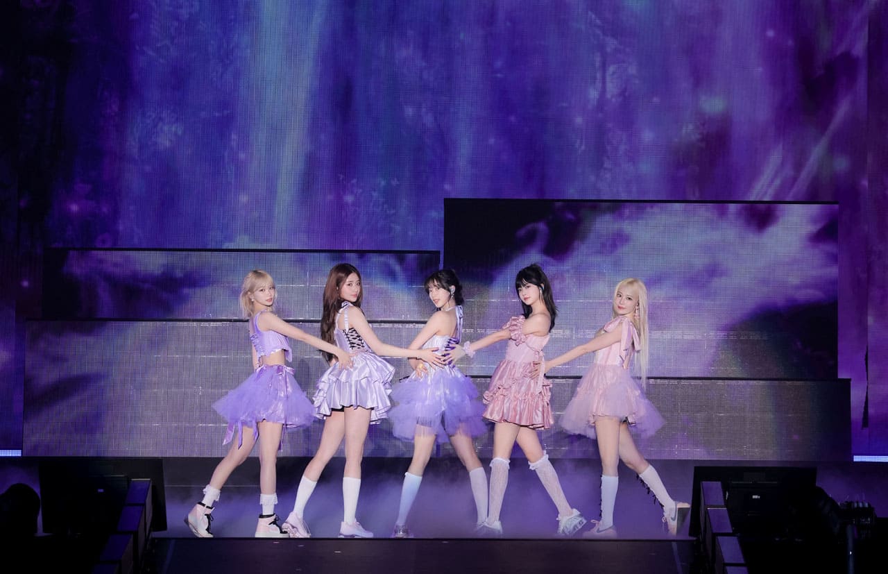 LE SSERAFIM Electrifies Fans with Live Broadcast from Japan Fan Meeting