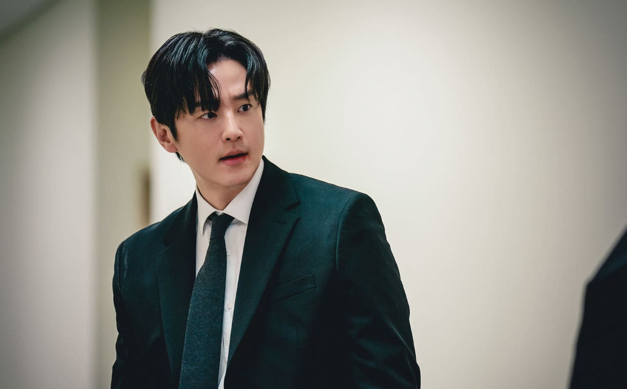 Kwon Yul Reflects on Playing Villain in 'The Connection': "I'm Not as Bad as My Character"