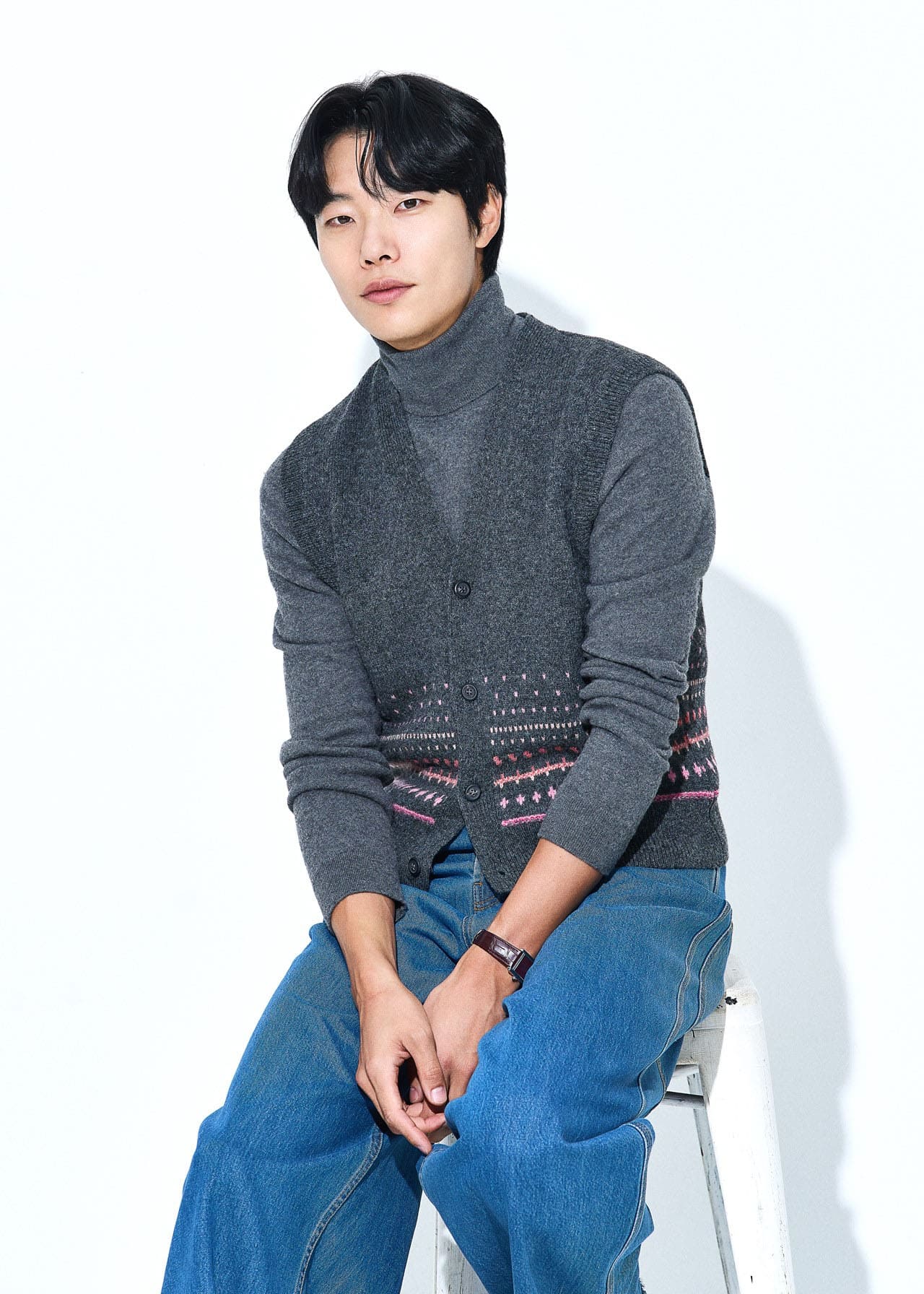 [Interview] Ryu Jun-yeol: "My Goal in Filmmaking? To Convey Ultimate ...