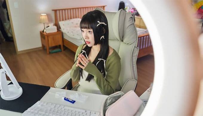 [Q&A] 'Miss Night and Day' Kim Ah-young Reflects on Her Role and ...