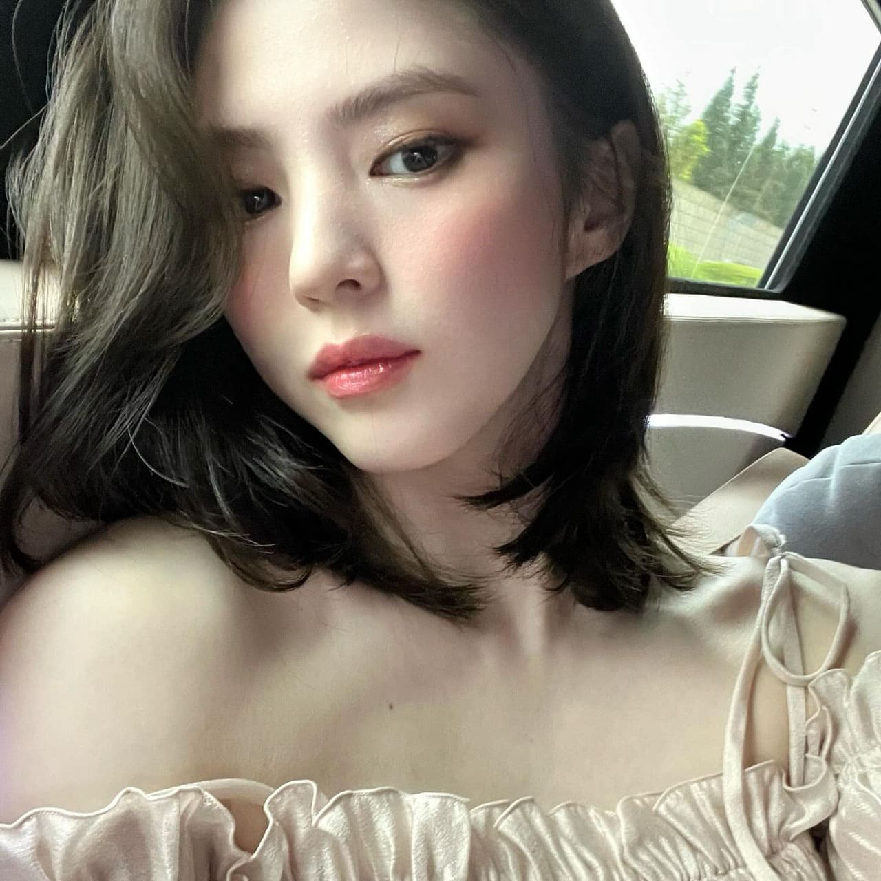 Han So-Hee Stuns with Timeless Beauty