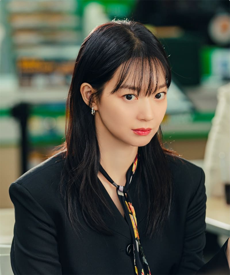 Shin Min-a Takes on a Bold New Role in Upcoming tvN X TVING Drama 'No Gain No Love'