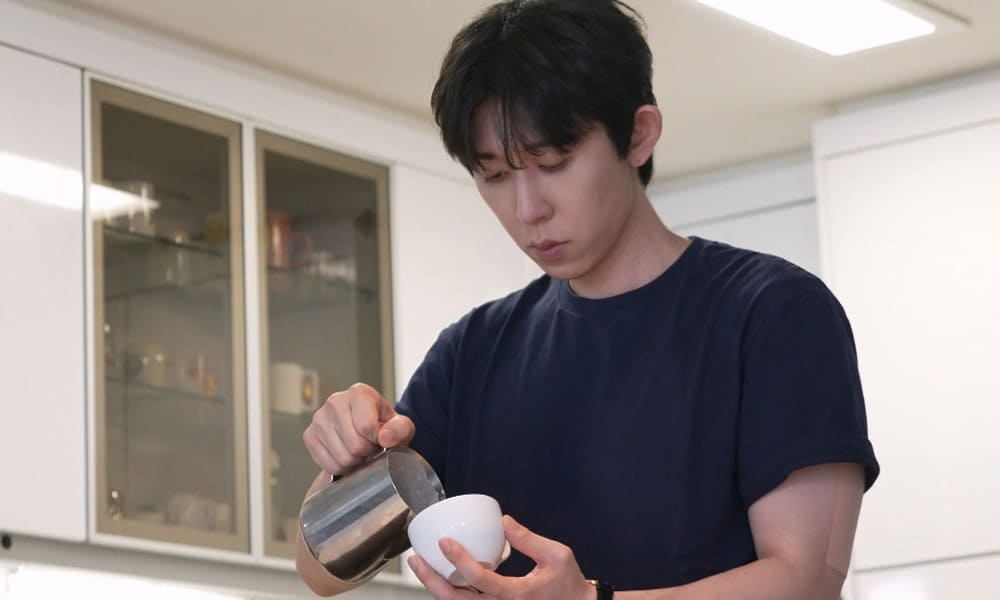 Code Kunst Takes on Barista Certification and Welcomes Baby Lizards on 'I Live Alone'