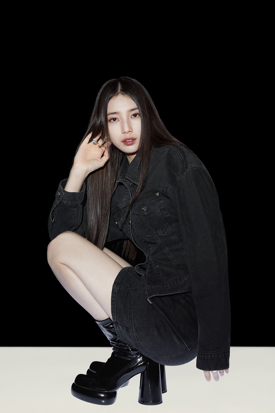 'At Her Most Stunnin' Suzy Captivates with Intense Charisma [Photoshoot]