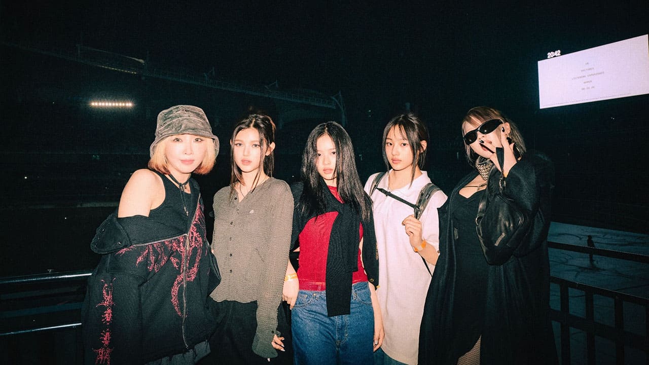 K-Pop Legends 2NE1 Meet NewJeans: CL and Minzy's Iconic Moment