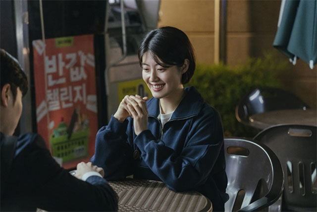 'Good Partner' Divorce Team and Affair Couple All Smiles in Behind-the ...