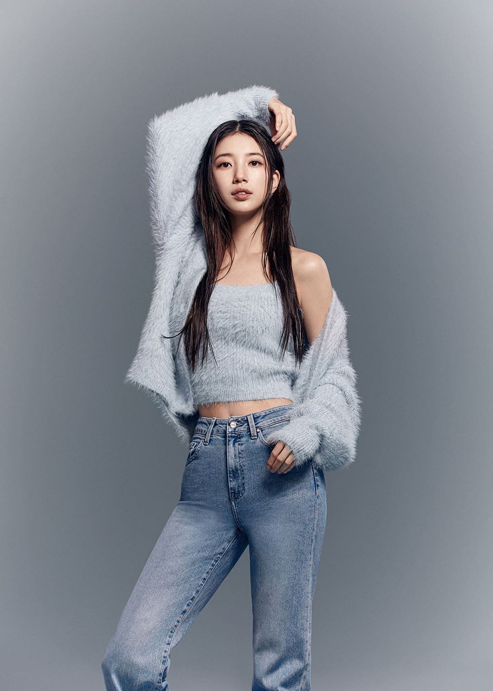 Suzy Leads the Way in Trendy Fall Fashion [Photoshoot]
