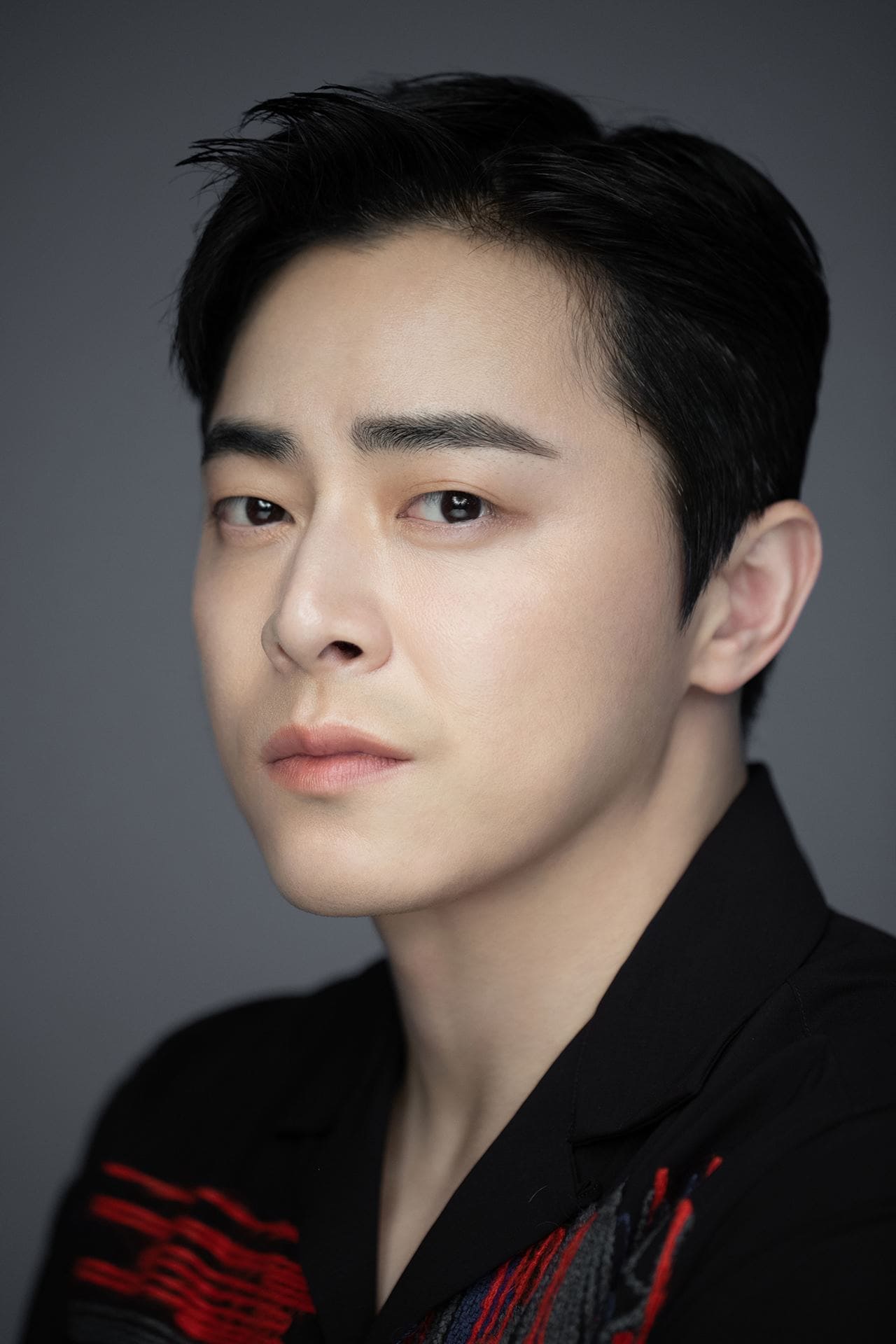 [Interview] Jo Jung-seok "Playing a lawyer who grows beyond anger and frustration was a rare ...