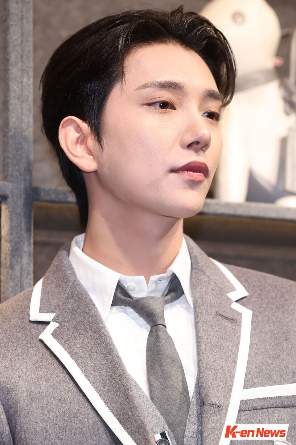 SEVENTEEN Joshua Charms with Adorable Cheek Pose