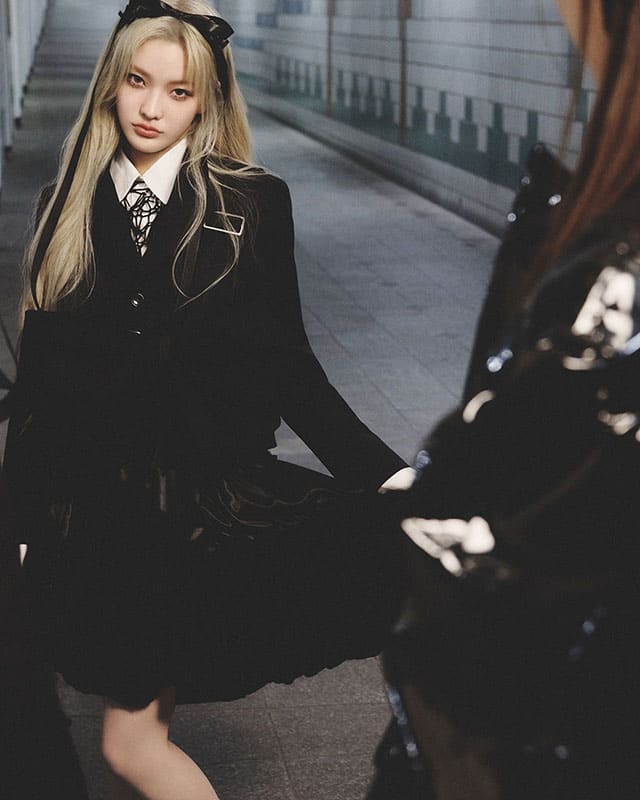 ILLIT Unveils Dark Visual Concept for 'I’LL LIKE YOU'