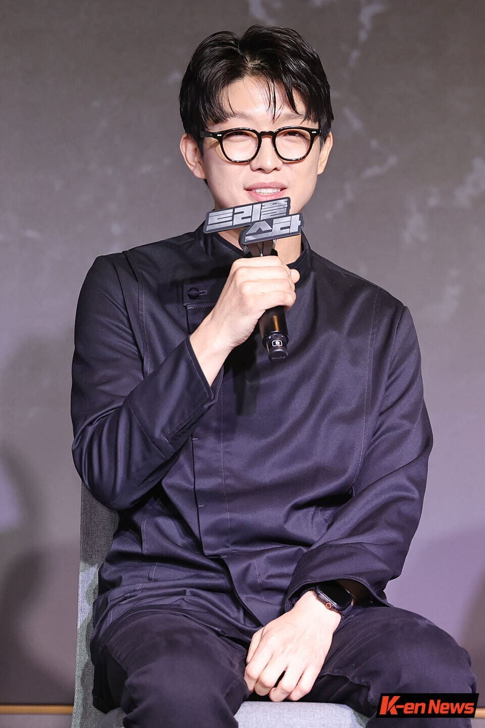 Triple Star Attends Seoul Event Amidst Private Life Controversy, Stoic ...
