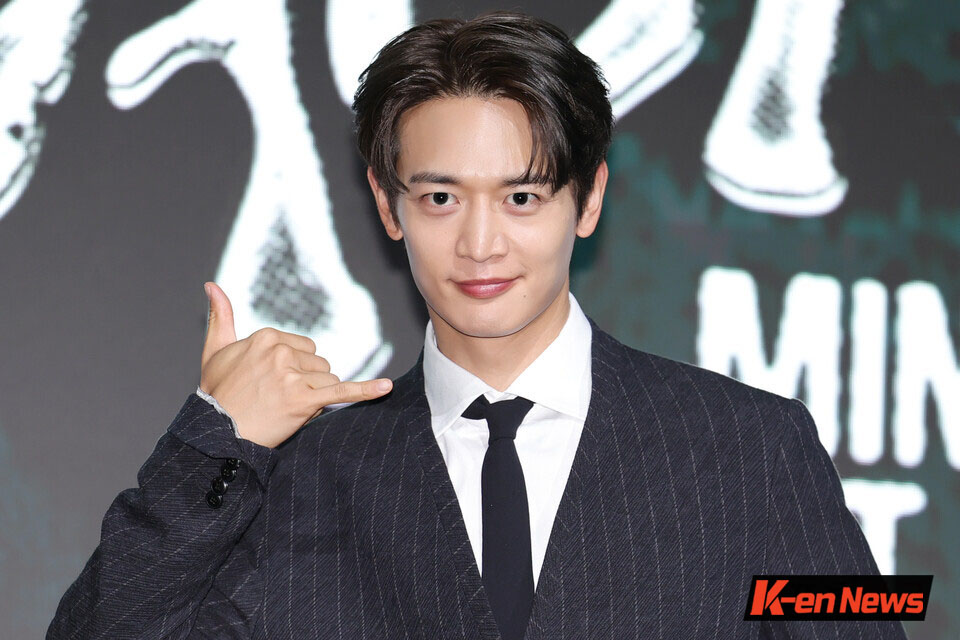 SHINee's Minho, “Debut Solo Album Expresses the Youth Within Me”