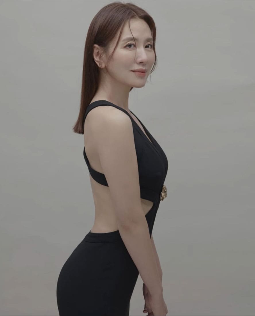 53-Year-Old Lee Il-hwa Stuns in a Cut-Out Dress, Exuding Mature Charisma