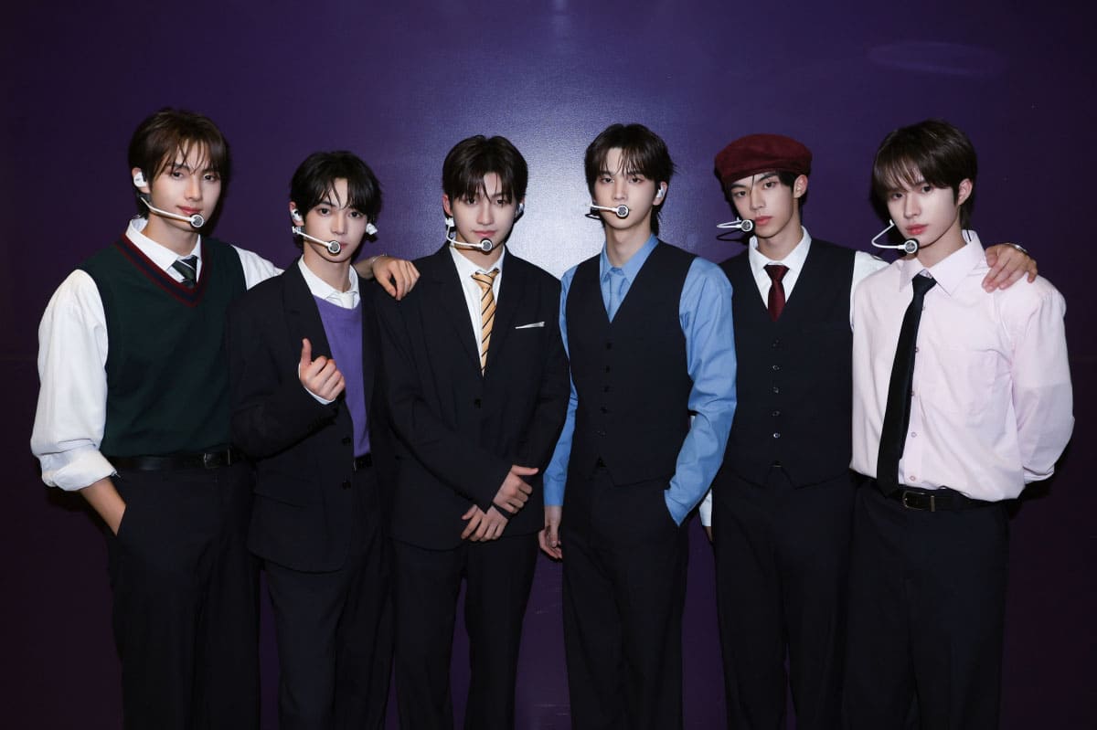 TWS Wins 2 Awards at '2024 MAMA'!…Solidifies 'Top Rookie' Title