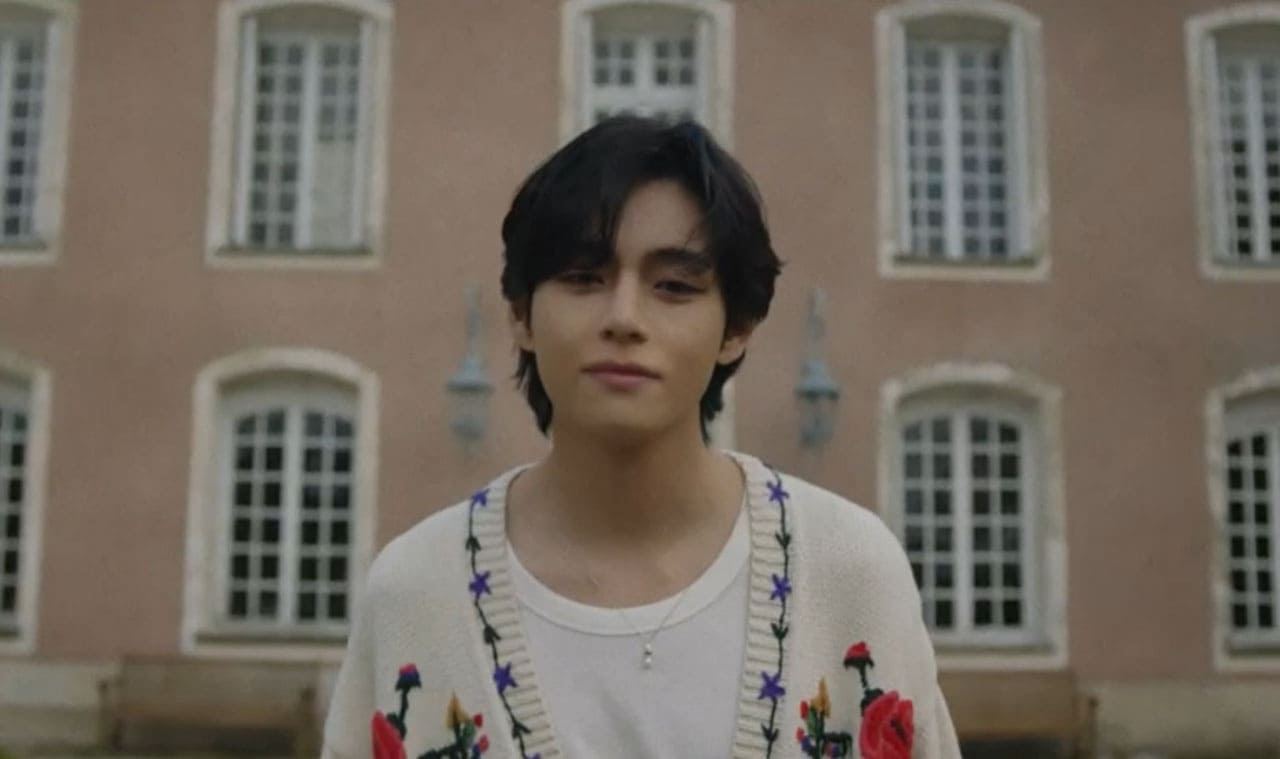 BTS V Unveils 'Winter Boy' Teaser…Enchanting Charisma Unleashed!