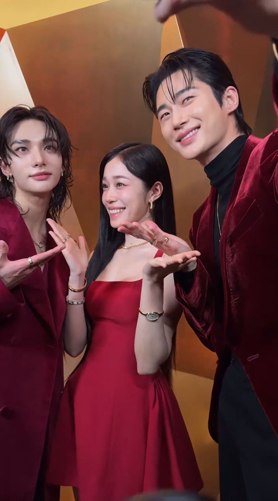 'Visual Powerhouse' Byun Woo-seok, Roh Yoon-seo, and Stray Kids' Hyunjin Shine Together