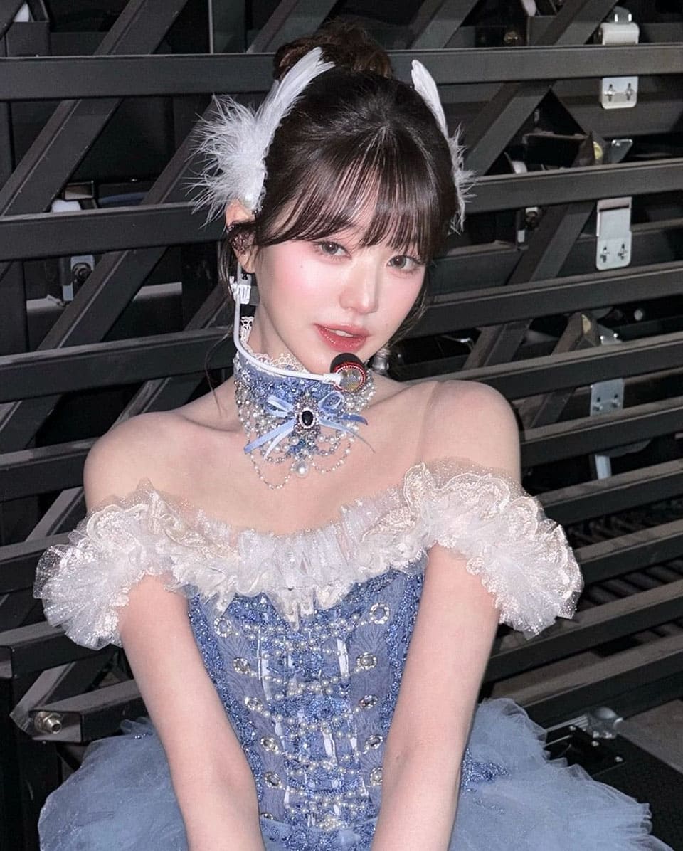 Jang Wonyoung Transforms into a Ballerina Princess, Radiating Elegance
