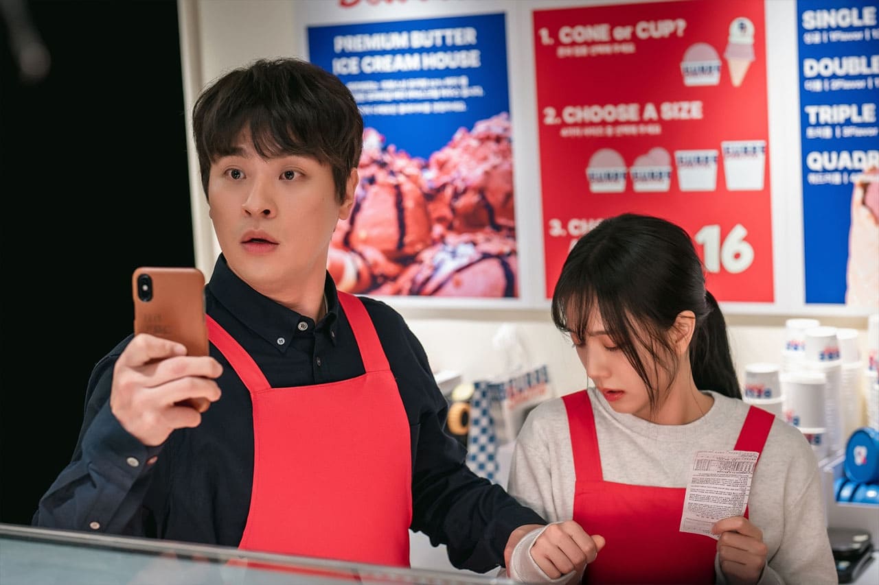 BLACKPINK’s Jisoo ♥ Park Jung-min Share a Romantic, Heartwarming Moment in ‘Newtopia’