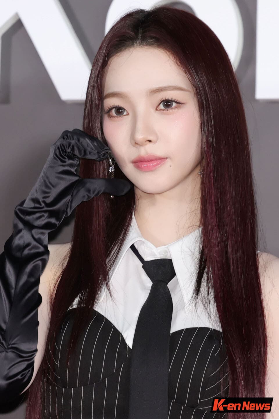 Karina Wins Rookie Award at the 2024 KBS Entertainment Awards: "Thank You, Jaeseok Oppa"