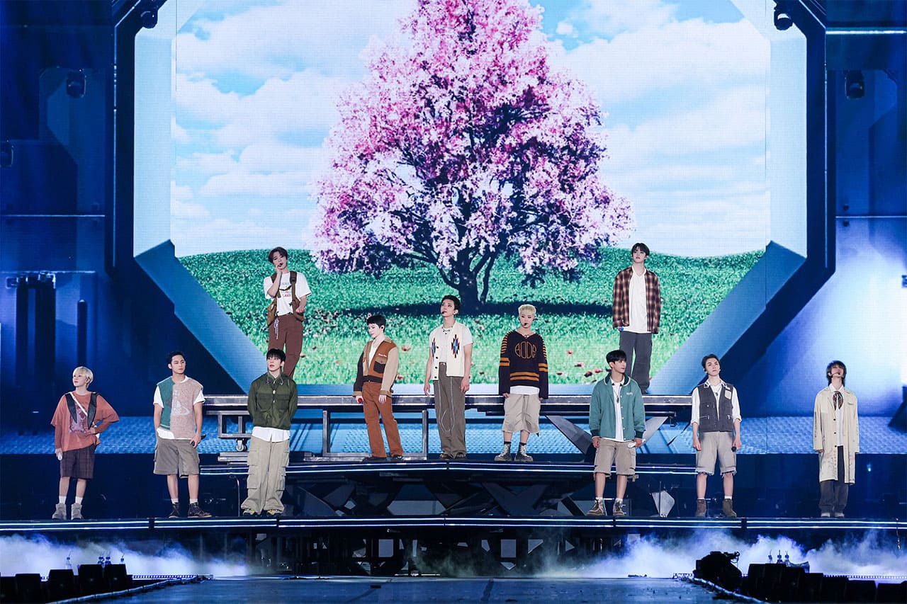 SEVENTEEN Wraps Up Japan Dome Tour with Over 435,000 Fans