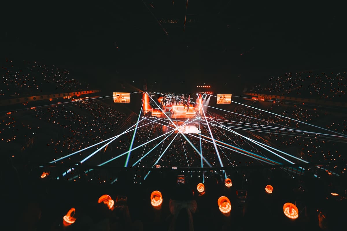 Stray Kids Captivate Jakarta! World Tour Reaches Fever Pitch