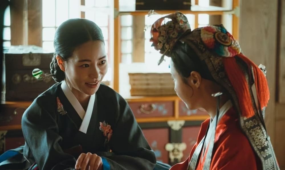 Yeonwoo, Chosen by Lim Ji-yeon, Reveals a Shocking Secret 'The Tale of ...