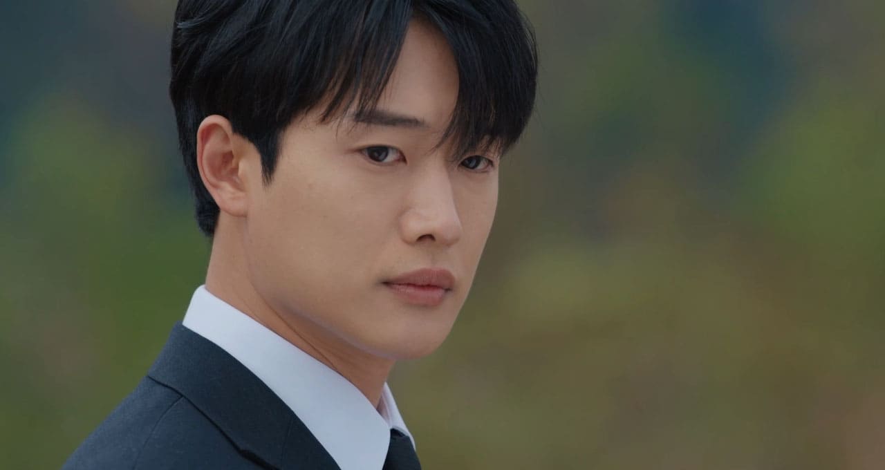 Choi Woo-jin of 'When the Phone Rings' Delivers a Shocking Twist, Gains ...