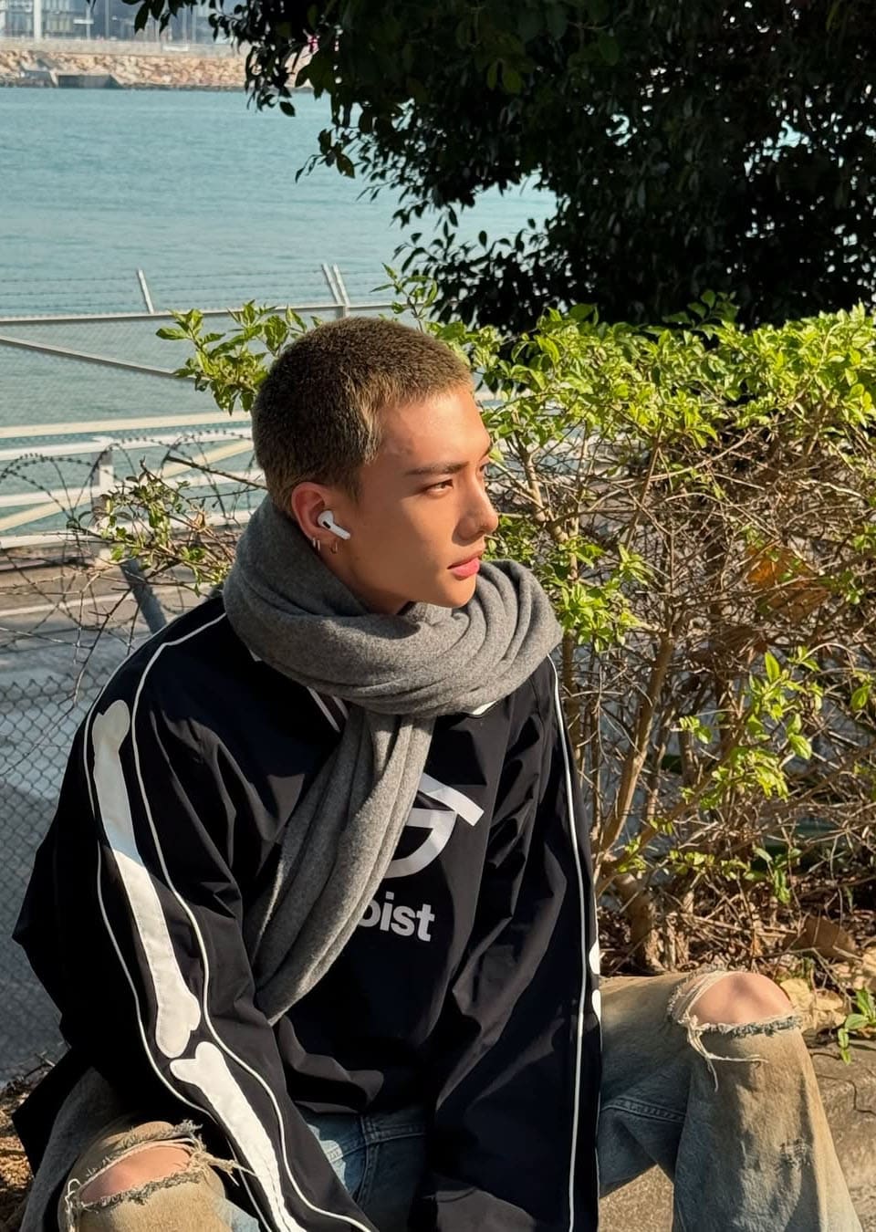 'Kiwi Hair' Stray Kids Hyunjin Shares Updates from Hong Kong