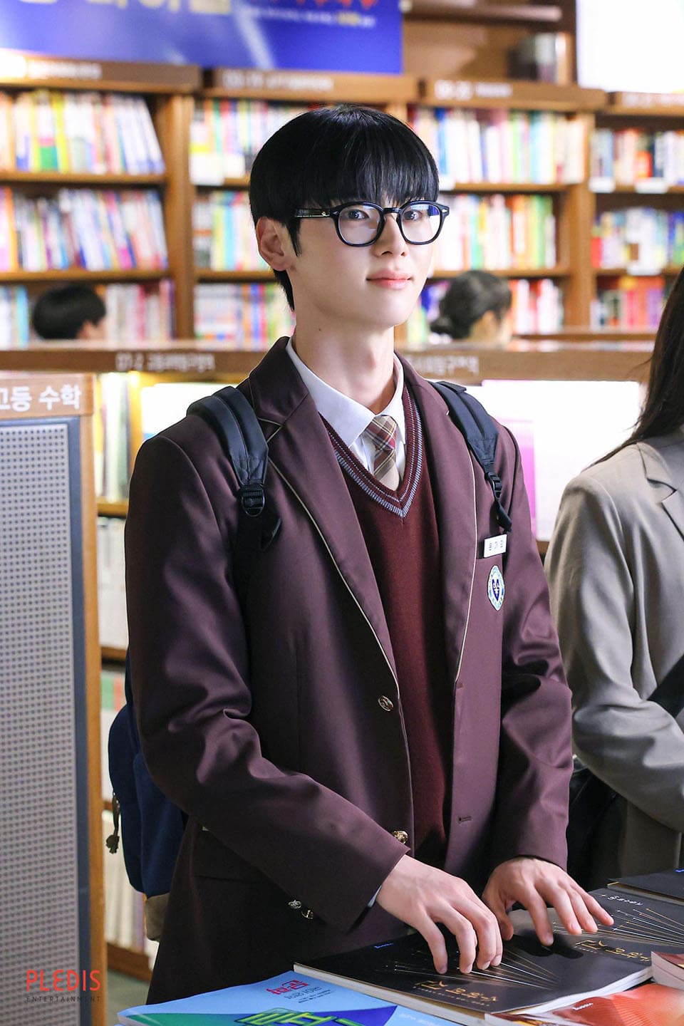 Hwang Min-hyun, From Study Geek to Fighting Genius… His Ultimate Character in Study Group