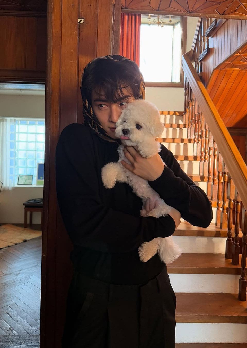 Cha Eun-woo and His Dog Dongdong’s Adorable Chemistry Melts Fans’ Hearts
