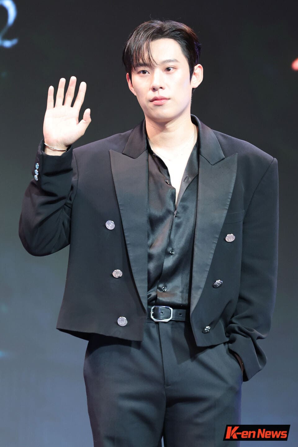 Actor Kim Sung-cheol Apologizes for Involvement in Controversial Girl Group Poll